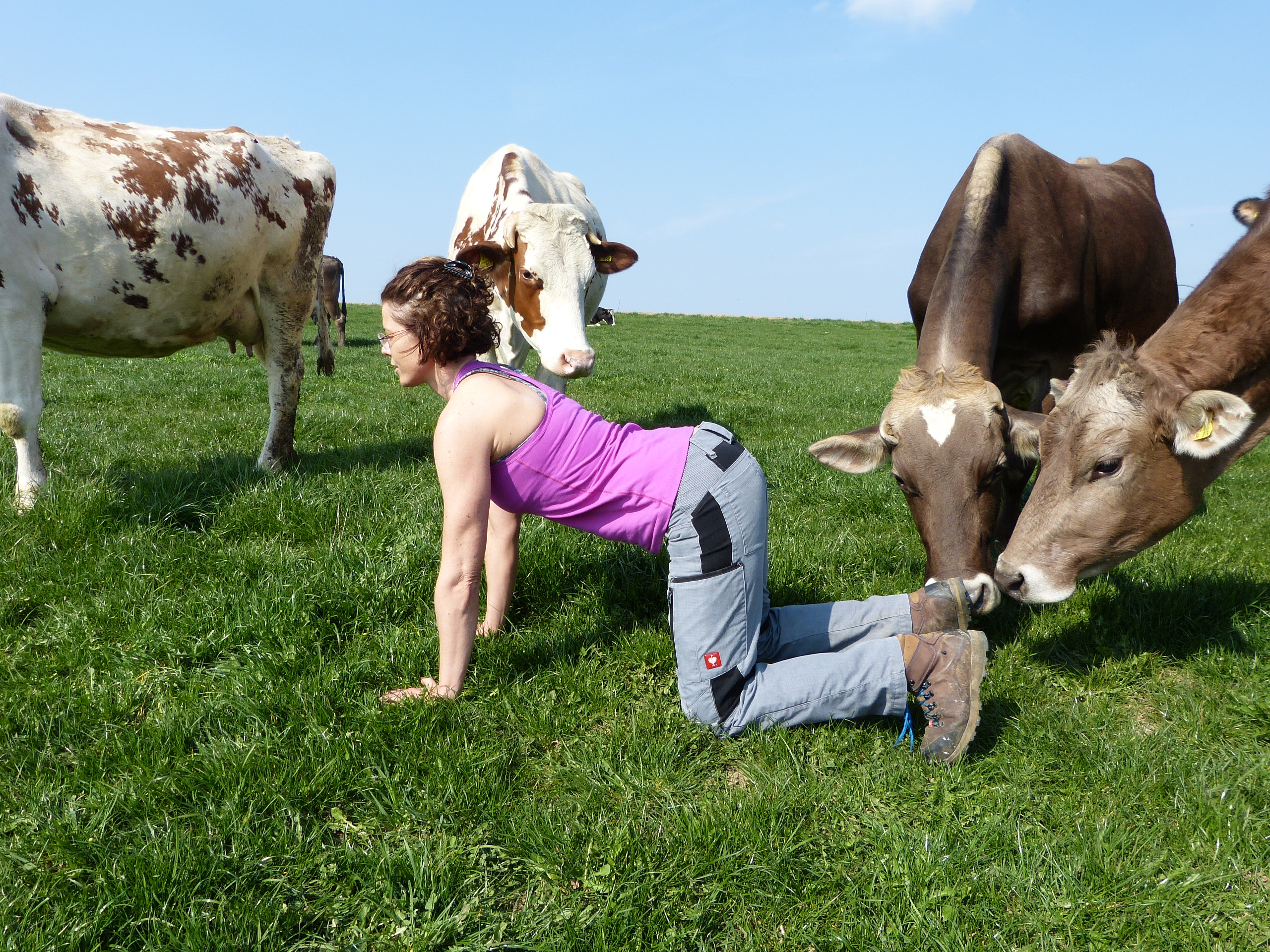 Wozu dient Yoga? Steigere dein Selbstwertgefühl! Wozu dient Yoga? Steigere dein Selbstwertgefühl!